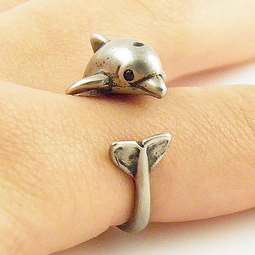 Dolphin - Animal Wrap Ring - Silver on Luulla